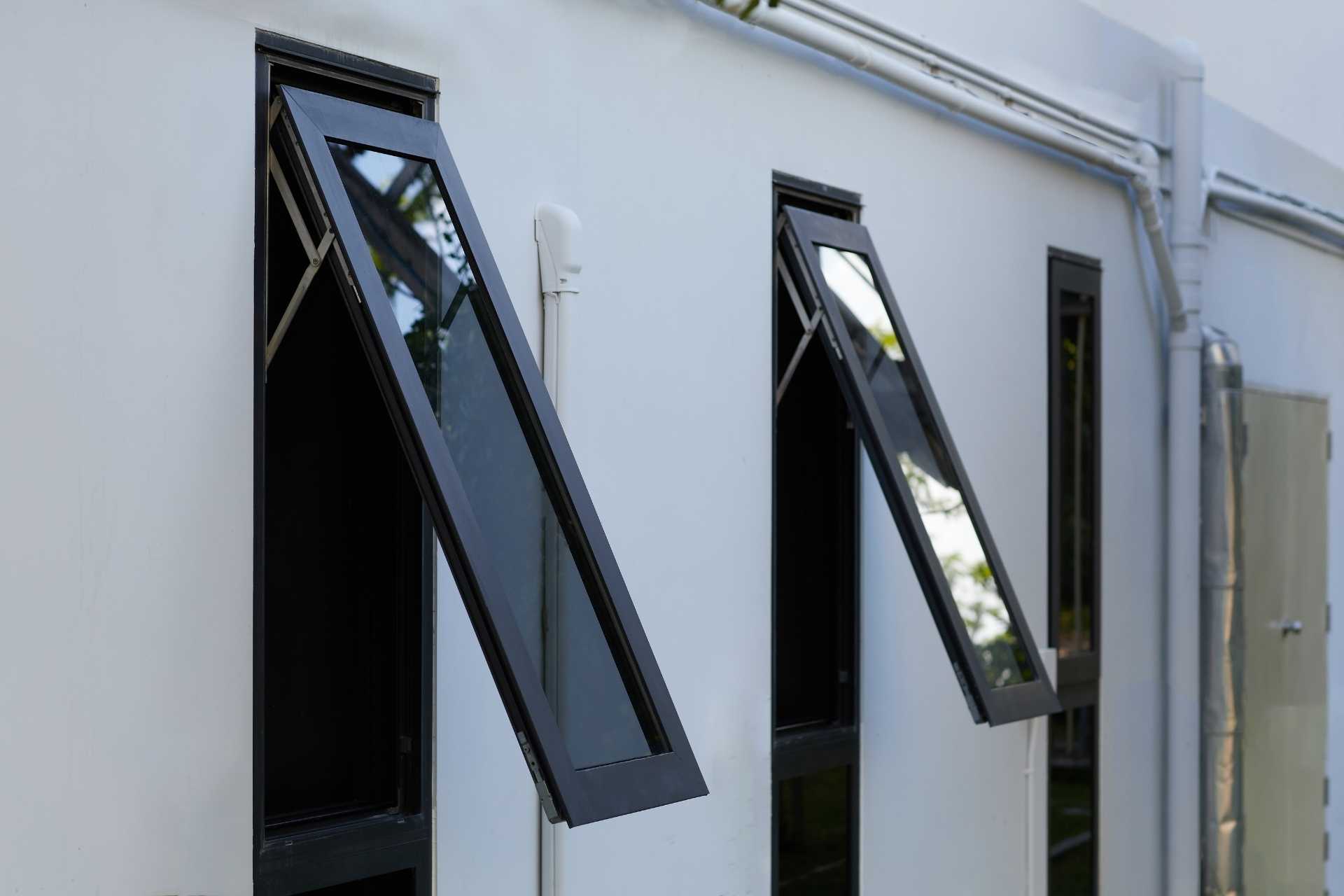 aluminum-windows-milton-custom-window-designs